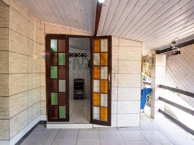 Casa em Ilhabela: Investimento com Vista no Reino