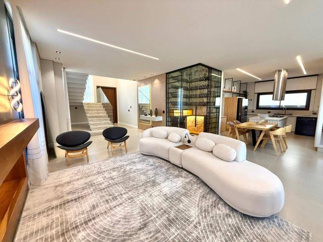 Casa em Ingleses do Rio Vermelho, Florianópolis/SC de 404m² 4 quartos à venda por R$ 4.398.000,00