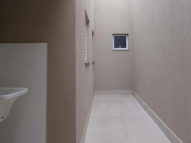 Casa em Indaiatuba, Parque Residencial Sabiás com 2 quartos, 1 suíte 68 m²