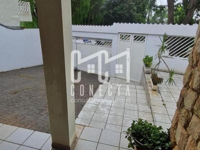 Casa em Indaiatuba, Vila Suíça com 3 quartos sendo 1 suíte 270 m²