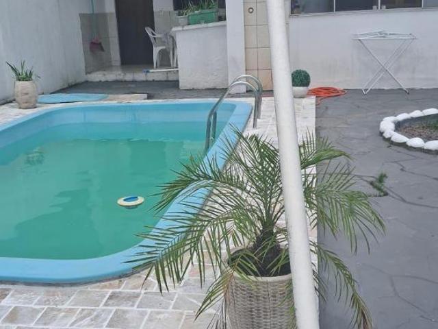 Casa em Ipanema 03 dormitórios, 01 Suíte, 03 vagas. Aceita veículos / Imoveis