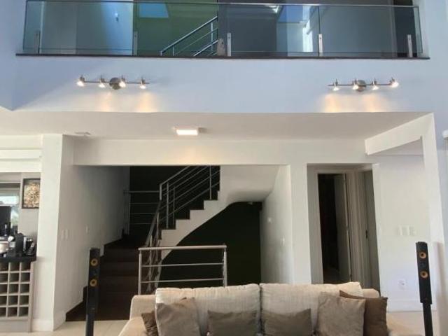 Casa em Ipanema com 4 Dormitórios sendo 3 Suíte