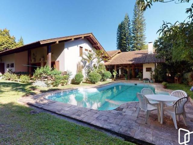 Casa em Ipanema com 619 m², 4 quarto s, 4 suíte s, 4 vaga s