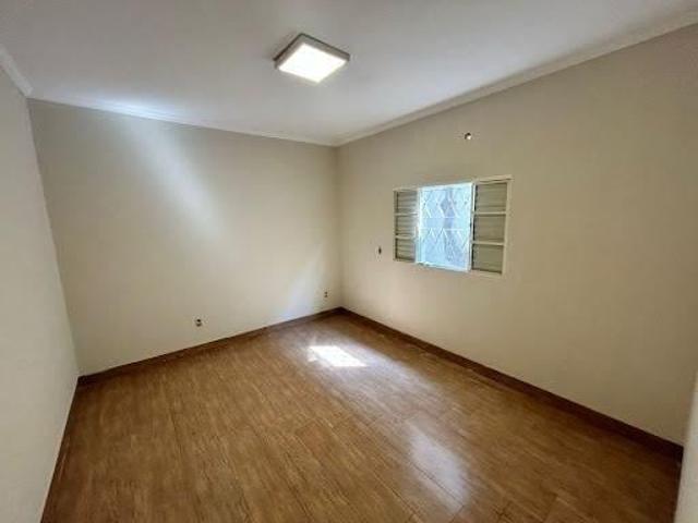 Casa em Ipanema, Araçatuba/SP de 210m² 3 quartos à venda por R$ 480.000,00
