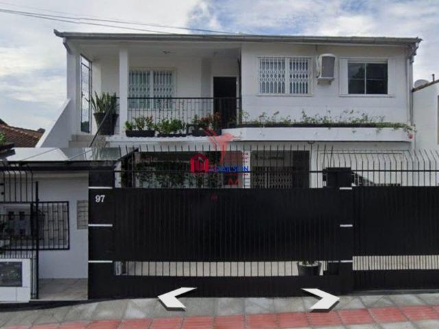 Casa em Ipiranga, São José/SC de 297m² 2 quartos à venda por R$ 2.579.900,00