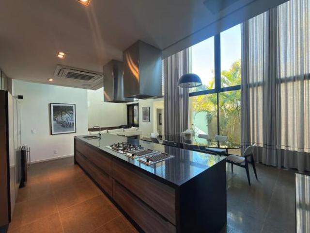 Casa em Jundiaí | 250 m², 2 Suítes, Gourmet e 600 m² de terreno Pronta
