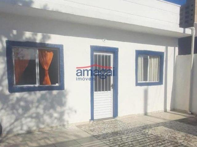 Casa em Jacareí, no bairro Residencial Parque dos Sinos, à venda