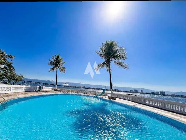 Casa em Japuí, São Vicente/SP de 200m² 2 quartos à venda por R$ 1.099.900,00