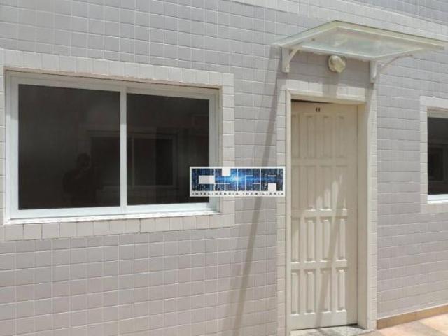 Casa em Japuí, São Vicente/SP de 65m² 2 quartos à venda por R$ 265.000,00