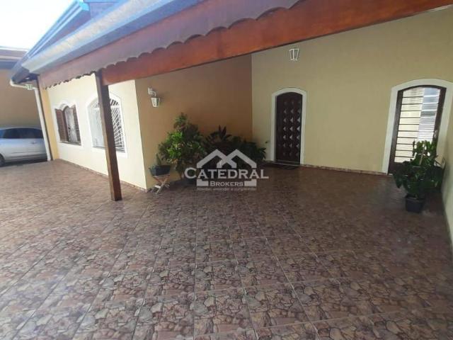 Casa em Jardim Trevo, Jundiaí/SP de 250m² 3 quartos à venda por R$ 844.900,00