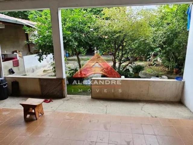 Casa em Jardim Uirá, São José dos Campos/SP de 100m² 3 quartos à venda por R$ 460.000,00