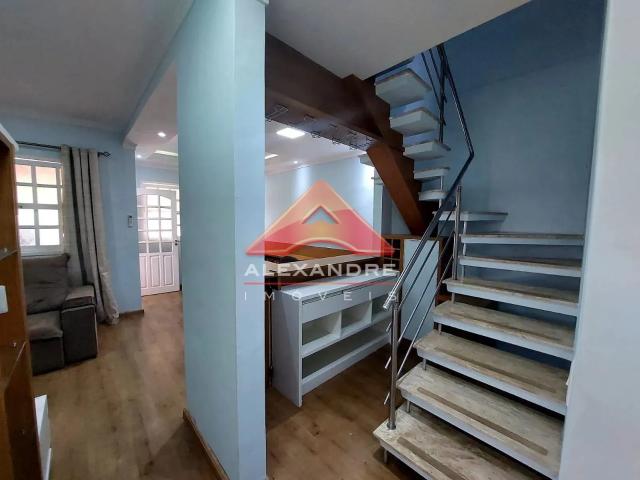 Casa em Jardim Uirá, São José dos Campos/SP de 259m² 4 quartos à venda por R$ 884.900,00