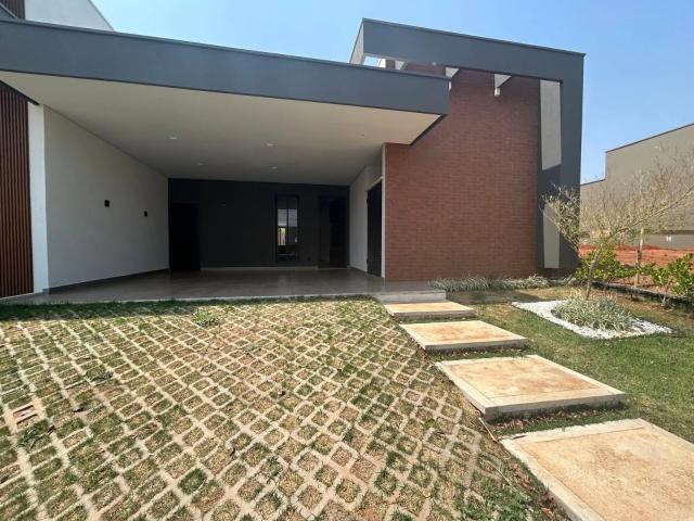 Casa em Jardim Verona, Marília/SP de 250m² 3 quartos à venda por R$ 889.900,00