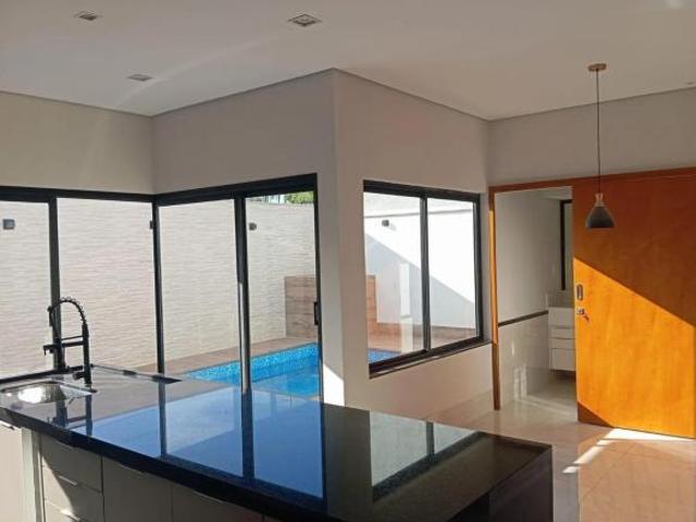 Casa em Jardim Verona, Marília/SP de 250m² 3 quartos à venda por R$ 950.000,00