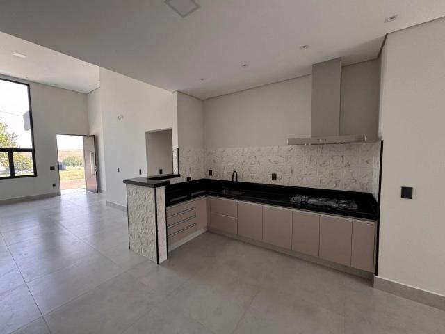 Casa em Jardim Verona, Marília/SP de 267m² 3 quartos à venda por R$ 849.000,00