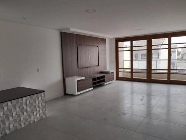 Casa em Jardim Adriana, Guarulhos/SP de 332m² 3 quartos à venda por R$ 800.000,00