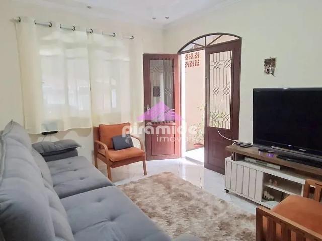 Casa em Jardim Altos de Santana, São José dos Campos/SP de 220m² 4 quartos à venda por R$ 539.000,00