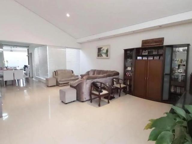 Casa em Jardim Alvorada, Marília/SP de 360m² 3 quartos à venda por R$ 1.850.000,00