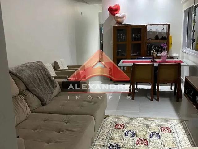 Casa em Jardim Alvorada, São José dos Campos/SP de 10m² 3 quartos à venda por R$ 969.000,00