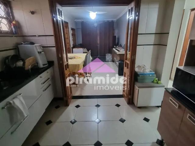Casa em Jardim Alvorada, São José dos Campos/SP de 150m² 3 quartos à venda por R$ 849.900,00