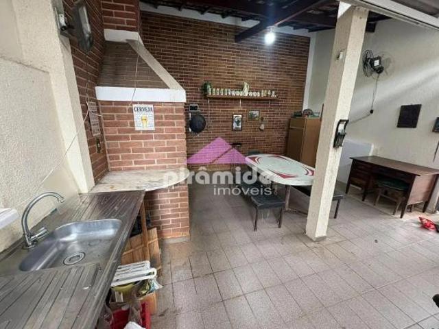Casa em Jardim Alvorada, São José dos Campos/SP de 250m² 3 quartos à venda por R$ 1.060.000,00