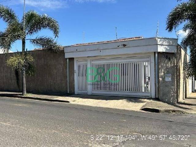 Casa em Jardim América, Marília/SP de 240m² 3 quartos à venda por R$ 417.340,87