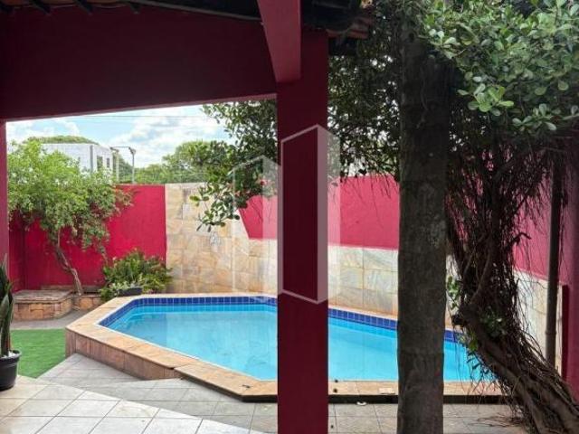 Casa em Jardim América Goiânia com 3 quartos!