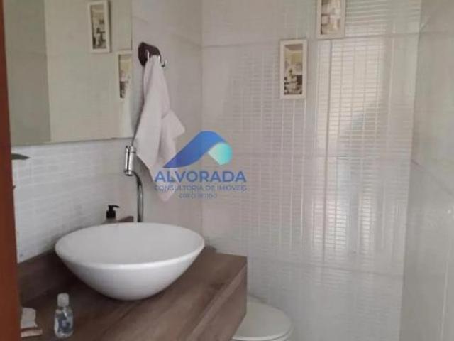 Casa em Jardim América, São José dos Campos/SP de 200m² 4 quartos à venda por R$ 900.000,00