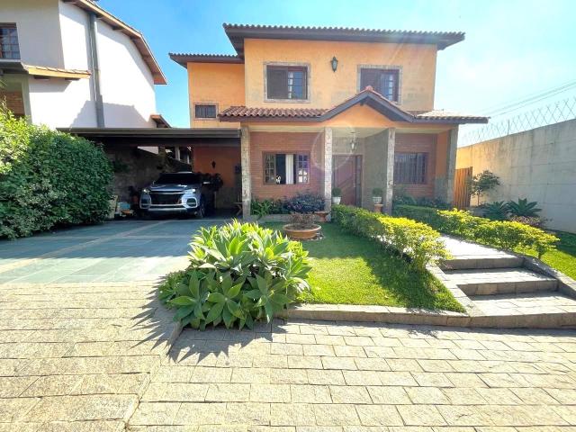 Casa em Jardim Ana Estela, Carapicuíba/SP de 250m² 3 quartos à venda por R$ 1.449.900,00