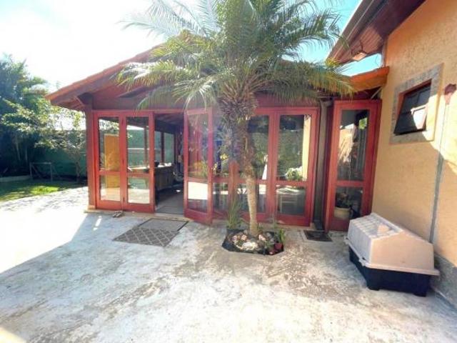 Casa em Jardim Ana Estela, Carapicuíba/SP de 250m² 3 quartos à venda por R$ 1.450.000,00