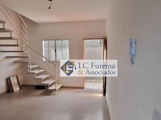 Casa em Jardim Atalaia, Cotia/SP de 50m² 2 quartos à venda por R$ 238.000,00