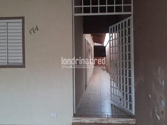 Casa em Jardim Athenas, Londrina/PR de 10m² 2 quartos à venda por R$ 237.000,00