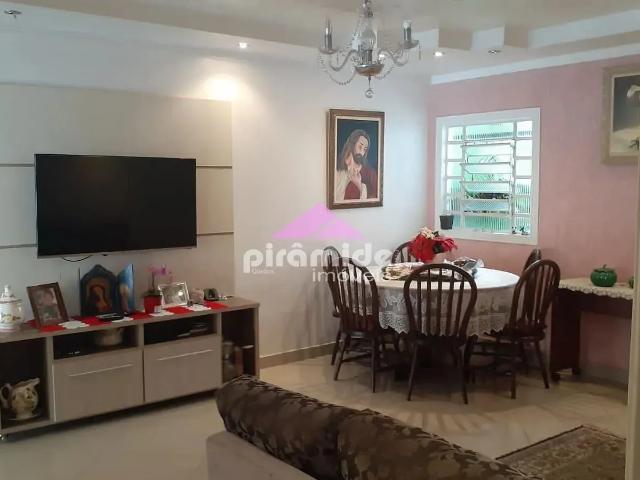 Casa em Jardim Augusta, São José dos Campos/SP de 250m² 3 quartos à venda por R$ 749.900,00