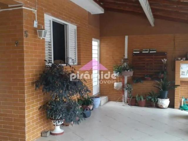 Casa em Jardim Augusta, São José dos Campos/SP de 250m² 3 quartos à venda por R$ 750.000,00