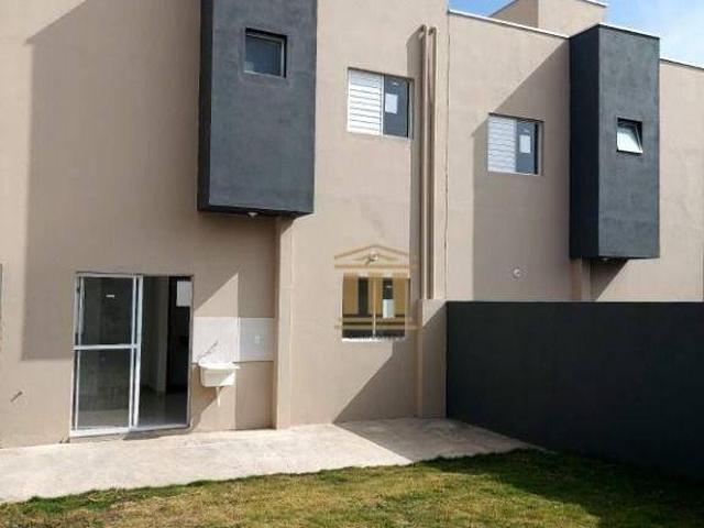 Casa em Jardim Bela Vista, São José dos Campos/SP de 54m² 2 quartos à venda por R$ 260.000,00