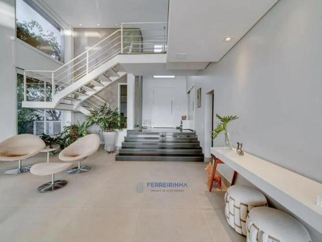 Casa em Jardim Bela Vista, São José dos Campos/SP de 600m² 4 quartos à venda por R$ 4.295.000,00 ou