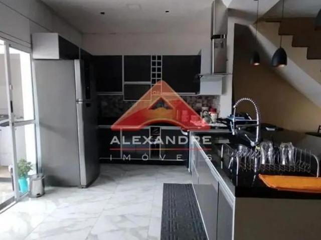 Casa em Jardim Bela Vista, São José dos Campos/SP de 135m² 3 quartos à venda por R$ 750.000,00