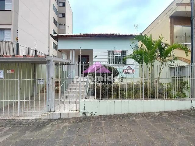 Casa em Jardim Bela Vista, São José dos Campos/SP de 150m² 3 quartos à venda por R$ 789.900,00