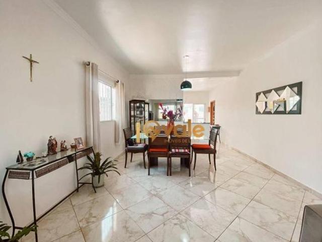 Casa em Jardim Bela Vista, São José dos Campos/SP de 172m² 3 quartos à venda por R$ 1.225.000,00