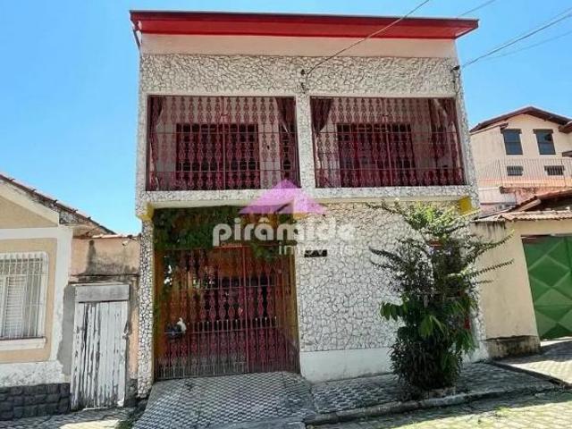 Casa em Jardim Bela Vista, São José dos Campos/SP de 197m² 8 quartos à venda por R$ 640.000,00