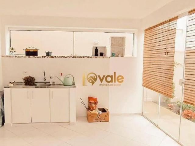 Casa em Jardim Bela Vista, São José dos Campos/SP de 267m² 3 quartos à venda por R$ 1.850.000,00
