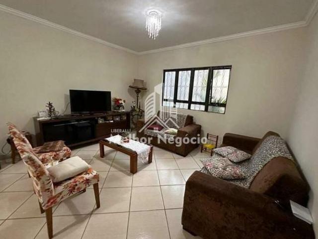 Casa em Jardim Bom Jesus, Rio das Pedras/SP de 173m² 5 quartos à venda por R$ 600.000,00