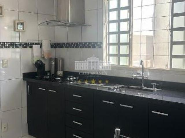 Casa em Jardim Brasil, Araçatuba/SP de 151m² 3 quartos à venda por R$ 475.000,00