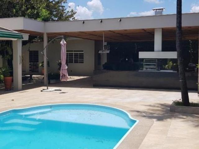 Casa em Jardim Brasília, Araçatuba/SP de 650m² 6 quartos à venda por R$ 1.900.000,00