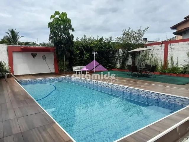 Casa em Jardim Britânia, Caraguatatuba/SP de 208m² 3 quartos à venda por R$ 899.000,00