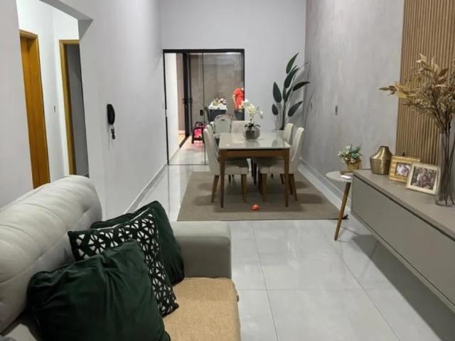 Casa em Jardim Califórnia, Marília/SP de 200m² 3 quartos à venda por R$ 509.000,00