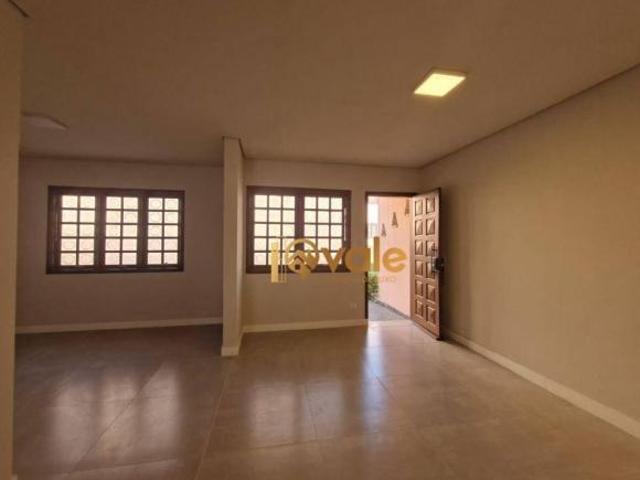 Casa em Jardim Califórnia, Jacareí/SP de 150m² 3 quartos à venda por R$ 550.000,00