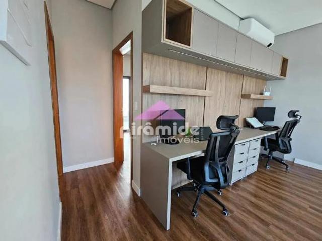 Casa em Jardim Califórnia, Jacareí/SP de 232m² 4 quartos à venda por R$ 1.800.000,00