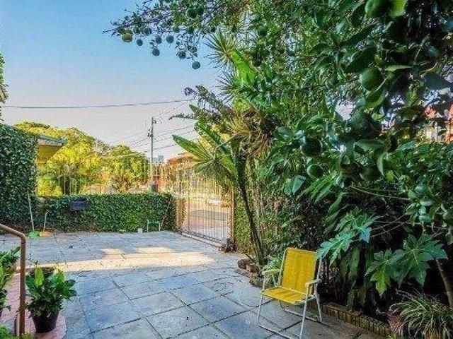 Casa em Jardim Carvalho