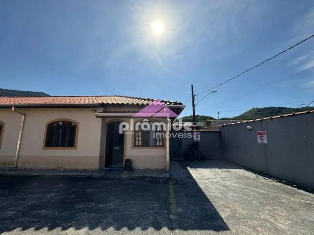 Casa em Jardim Casa Branca, Caraguatatuba/SP de 60m² 2 quartos à venda por R$ 459.900,00